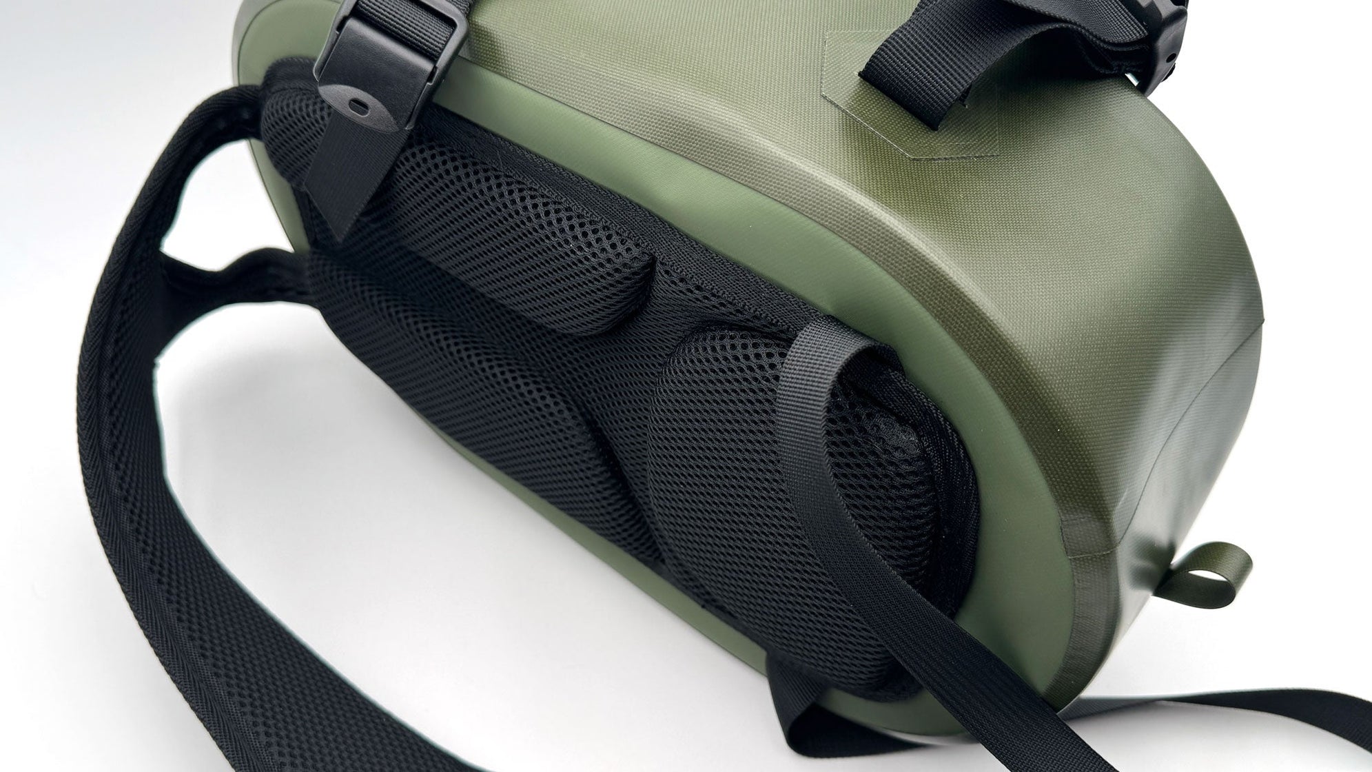 NIRVANA Waterproof Sling Pack 7.5L — Leland Fly Fishing